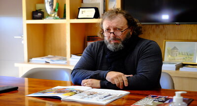 A visão de Joaquim Pires, Cônsul Honorário de Portugal em Nice, sobre ...