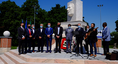 Les Amis du Plateau assinalaram o 5º aniversário do monumento de ...